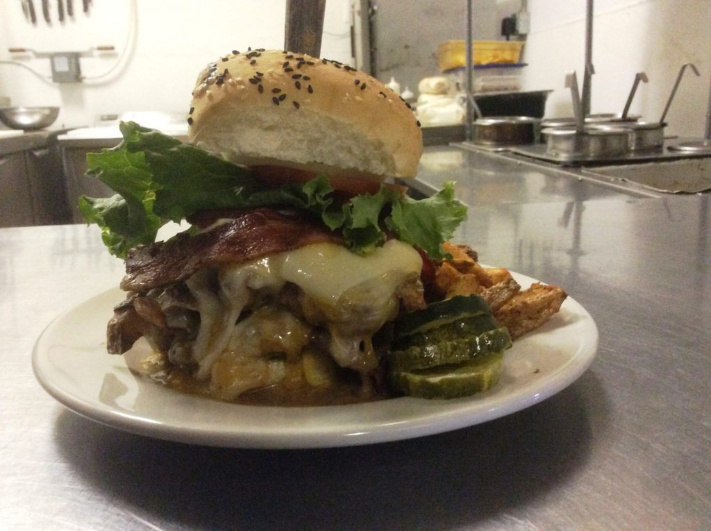 Where to celebrate National Cheeseburger Day in the Soo - Sault Ste ...